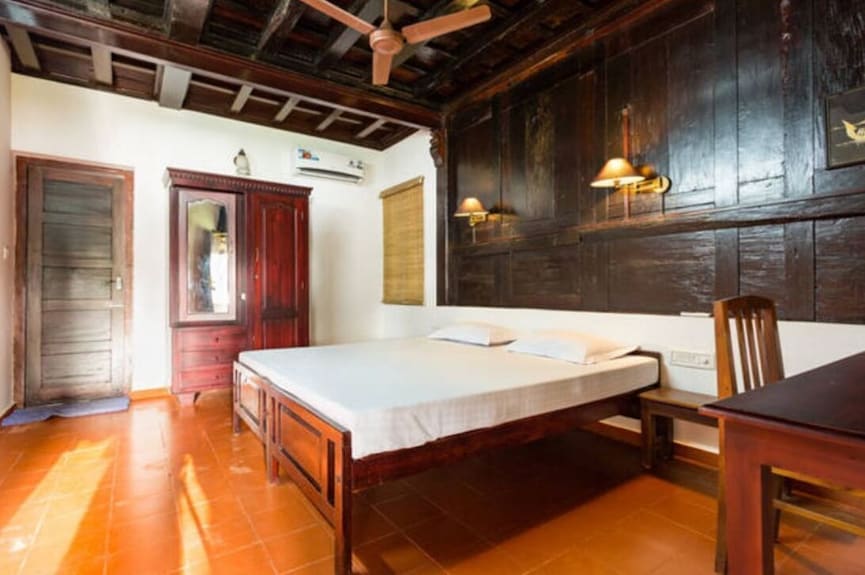 The Kerala Heritage Villa On The Shore Of Backwaters - Pamba River Alleppey - Kerala