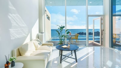 Yeongdeok The Best Pool Villa