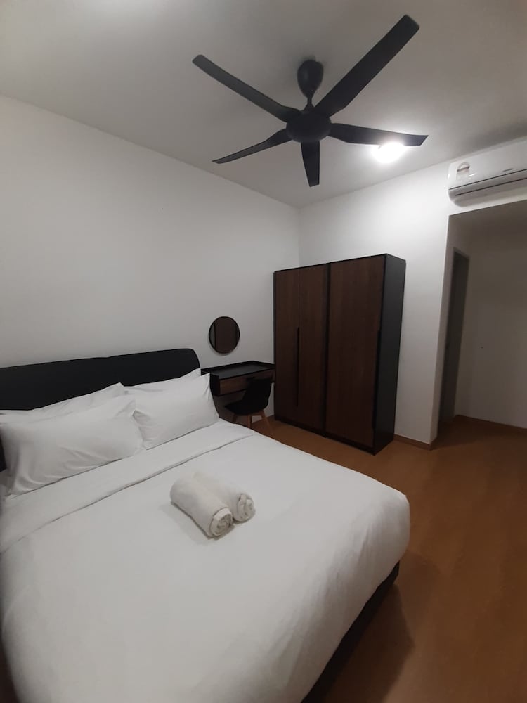 Maya Bay Residences - Banting