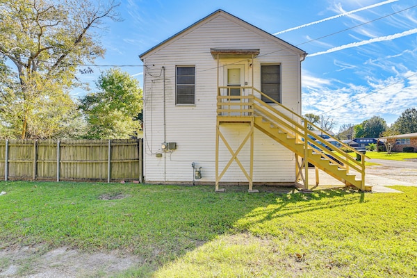 Near Sabine Lake: Pet-friendly Apt In Port Arthur - Port Arthur