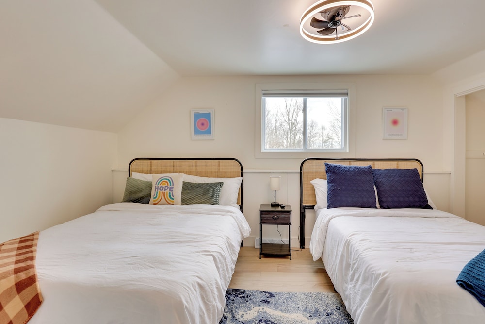 3 Mi To Dtwn & Ysu: Updated Youngstown Home - Youngstown, OH