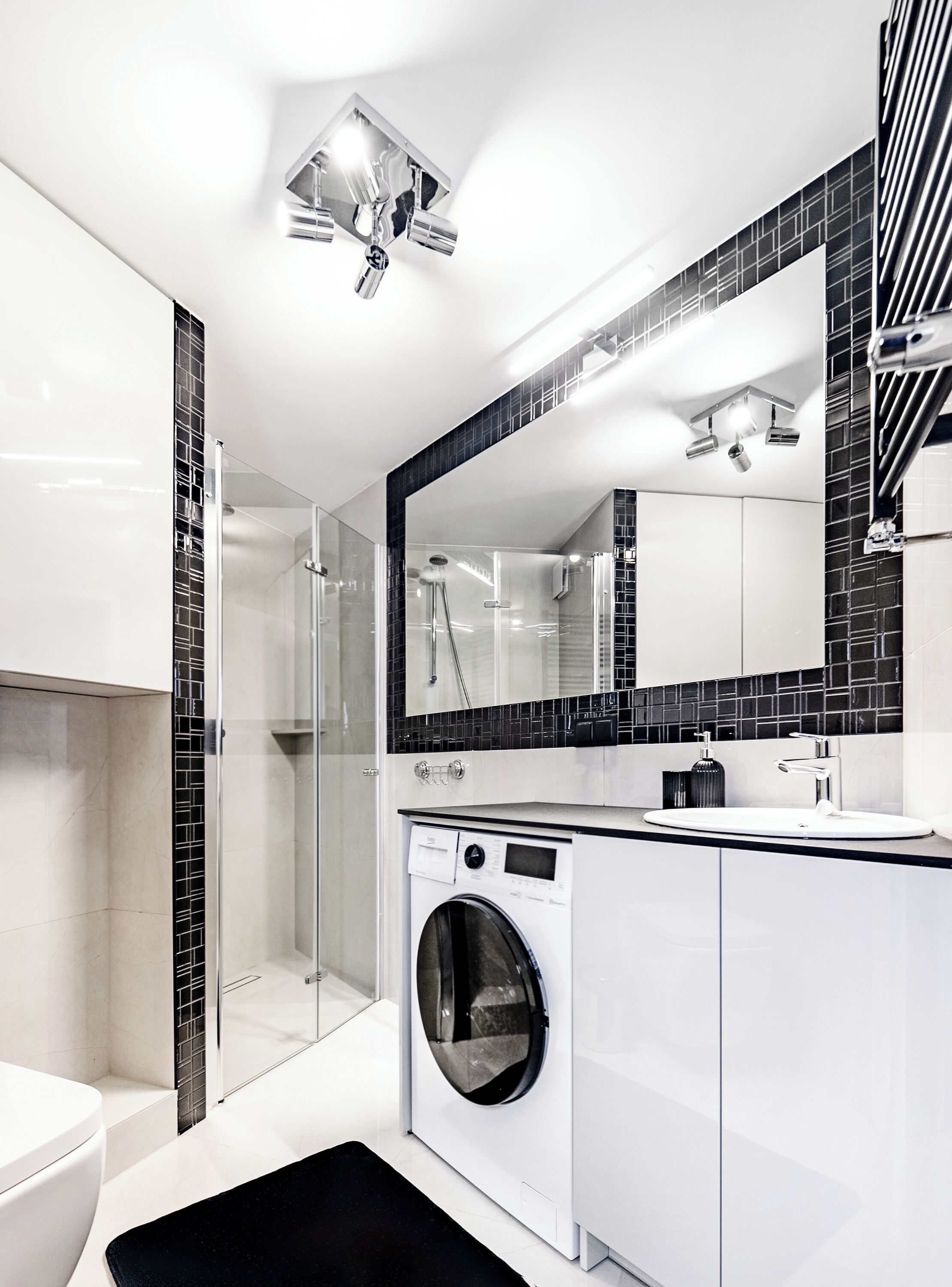 Apartamento, vista para o rio | Casa de banho