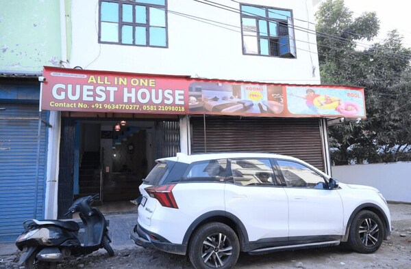 All In One Guest House - Bareilly