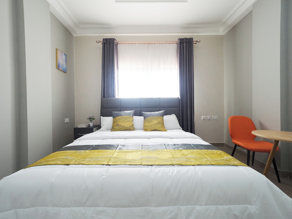 Kings View Apartments: Superior Two-Bedroom Haven with Extra Space and ...