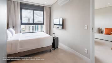 Apartamento | Cofres nos quartos, espaço de trabalho para notebook, Wi-Fi de cortesia