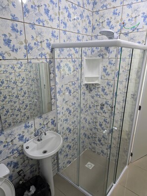 Quarto Familiar, em dormitório misto, não fumadores | Casa de banho