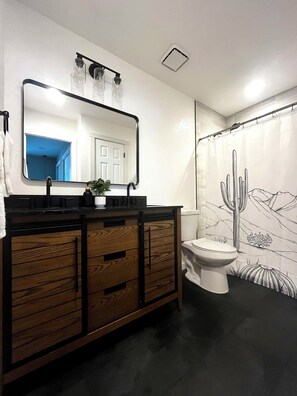 Heart of Meridian, 15 minutes to downtown Boise! Dog friendly, NO extra ...