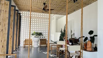 Entrada (vista interior)
