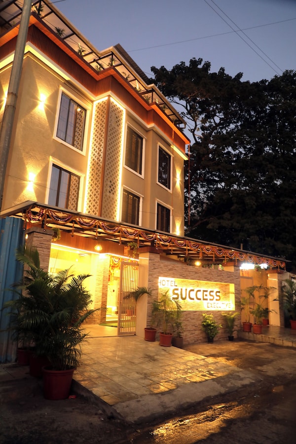 Hotel Success Executive - Thane