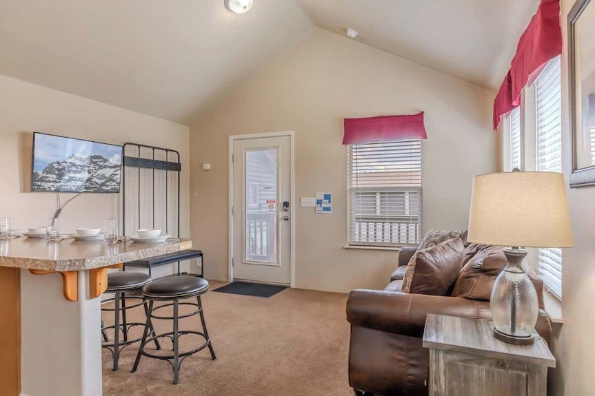 Baby Bear Cabin Summa - West Yellowstone, MT