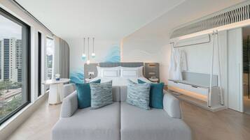 Roupa de alta qualidade, edredões de penas, minibar