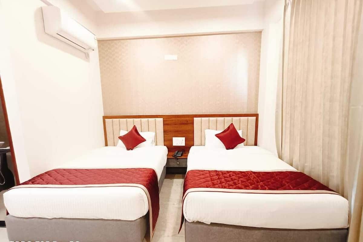 Quarto Quádruplo Familiar, 2 camas de casal, não fumadores, ar condicionado | Edredões de penas, com decoração personalizada