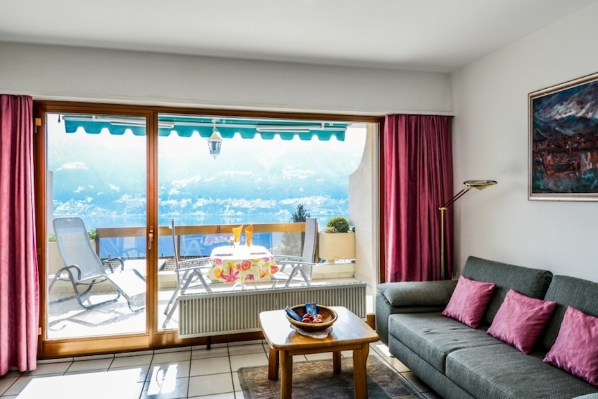 Simple Apartment On The 2nd Floor For 1-3 Persons. - Ascona