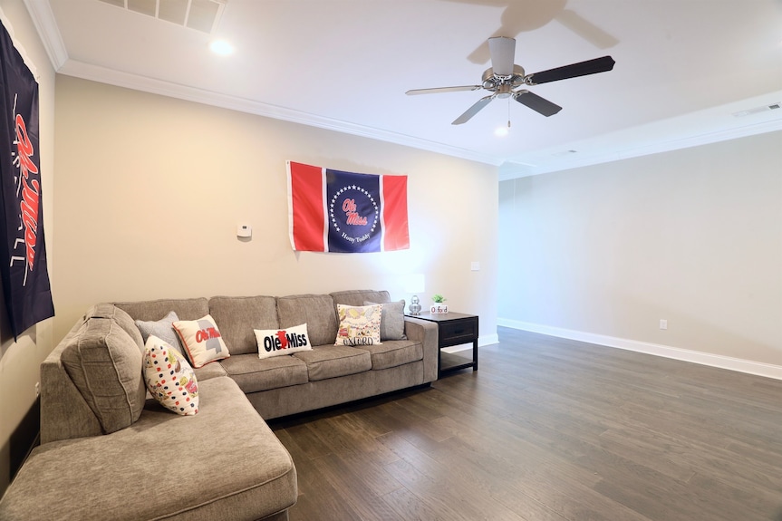 Colonel's Crib - 3 Bedroom Suites + Loft! - Oxford