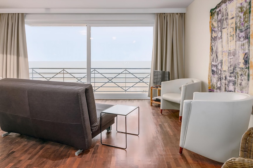 Duinroos I 29/0402* / - La Panne