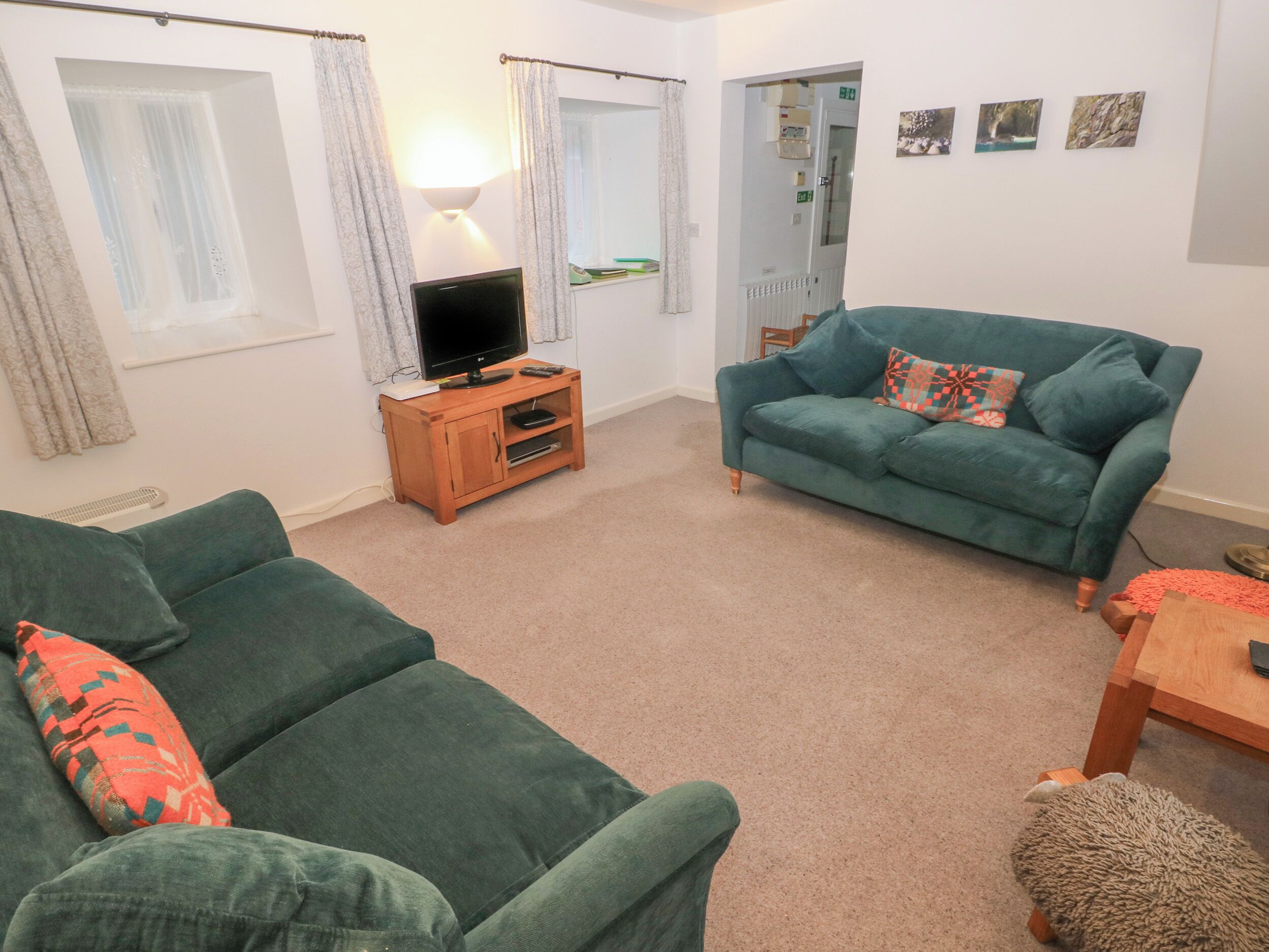Wood Cottage, Family Friendly, Country Holiday Cottage In Solva - Solva
