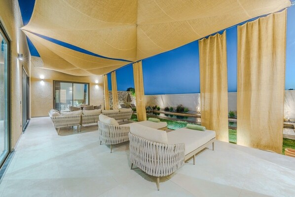 Villa, 2 quartos, piscina privativa | Terraço/pátio interior