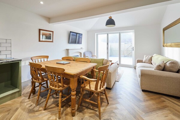 Host Stay Middle Cottage - Seahouses