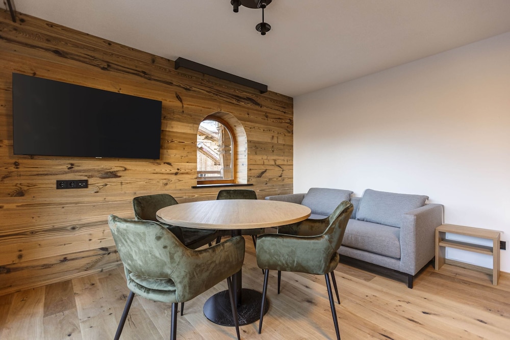 Lavish Apartment With Sauna - Lermoos