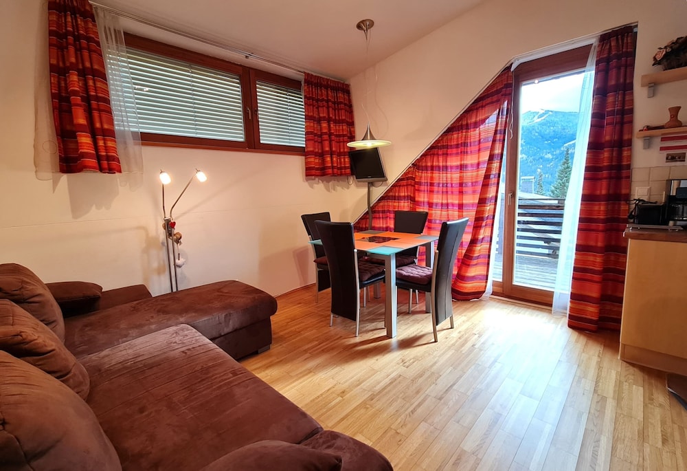 Beautiful Apartment With Panoramic Views - Bad Kleinkirchheim