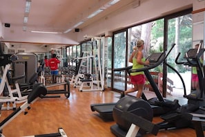 Casa Móvel, 2 quartos, terraço | Estúdio de fitness