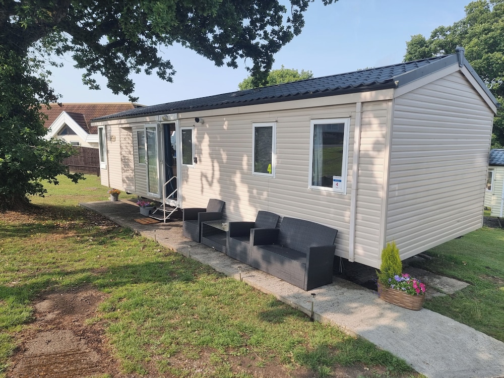 Free Ferry On 7 Days Bookings Jul/aug - Hampshire