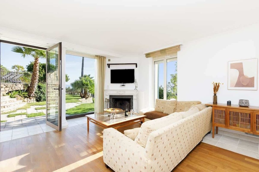 Magnificent Villa With Sea View In Theoule Sur Mer - Théoule-sur-Mer