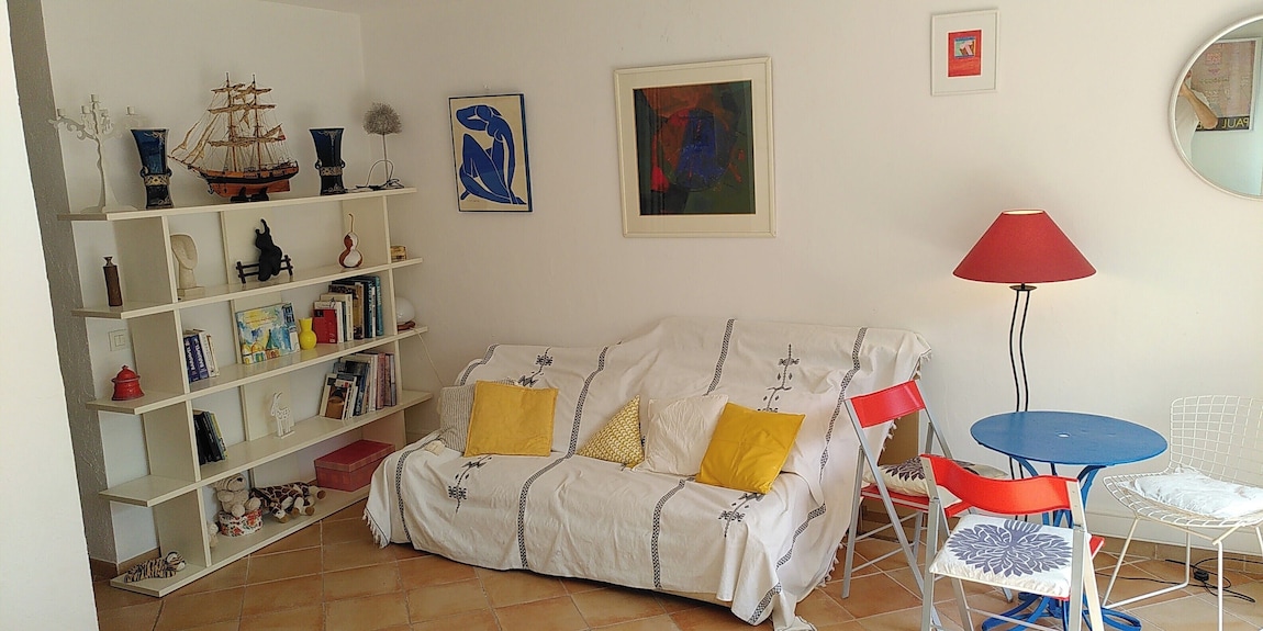 Joli T1 Avec Jardin En Bord De Mer - Saint-Laurent-du-Var