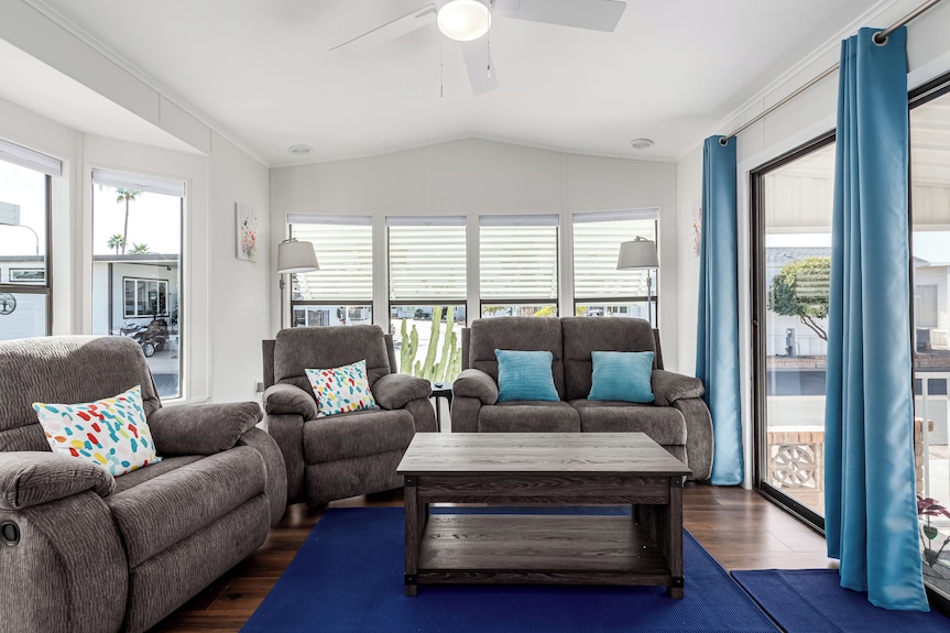 Remodeled 55+ Active Adult Resort Living - Chandler, AZ