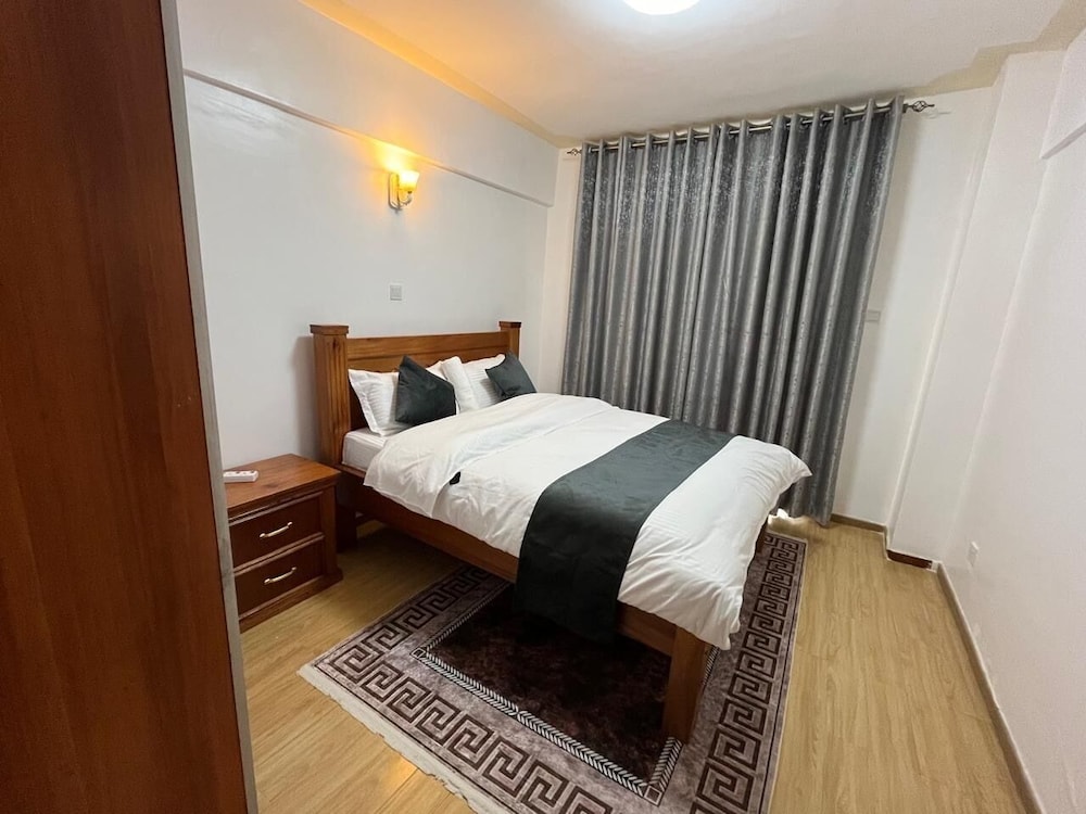 Luxurious 3bedroom Apartment - Kilimani - Yaya Cente with pool&gym,kids play - Nairobi | Vrbo
