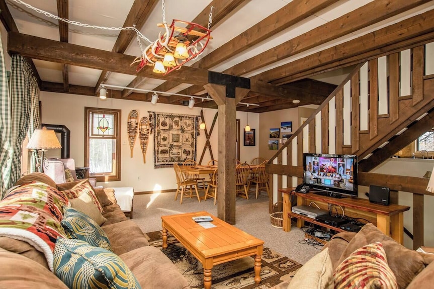 A Wonderful Vacation Home Set In The Woods With Unique Envelope Architecture - Michigan