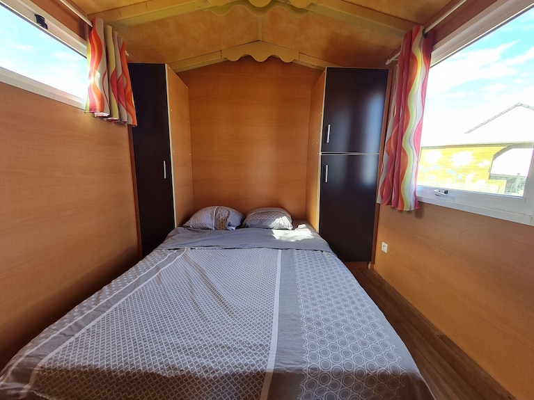 Authentic Caravan In Nature Near Nancy - Lorraine