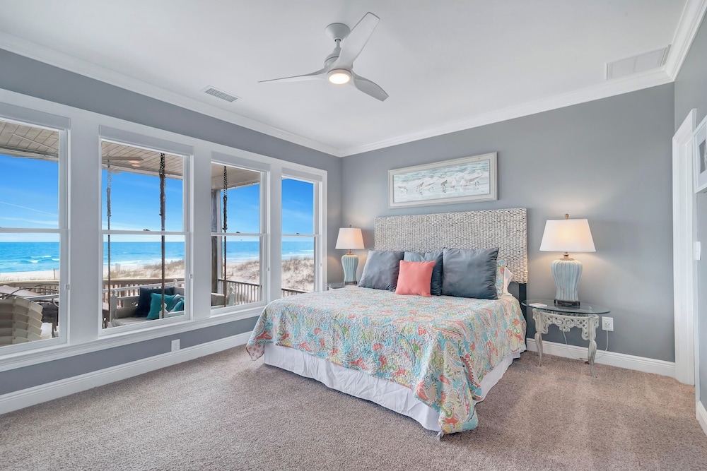 Gorgeous, Fully renovated Large Gulf Front 5bdrm/4+ba private home w ...