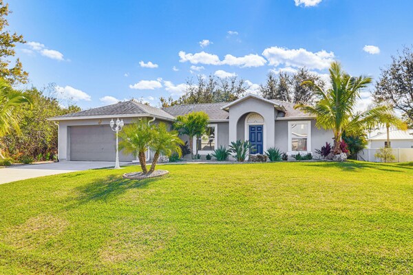 Private Yard & Screened Patio: Sunny Sebastian Gem - Sebastian, FL