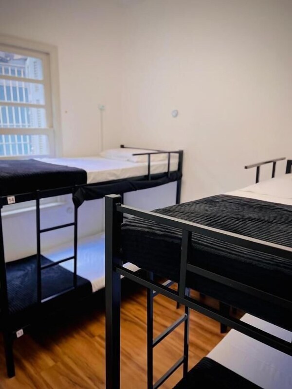 Urban Nomad Hostel & Food - São Paulo