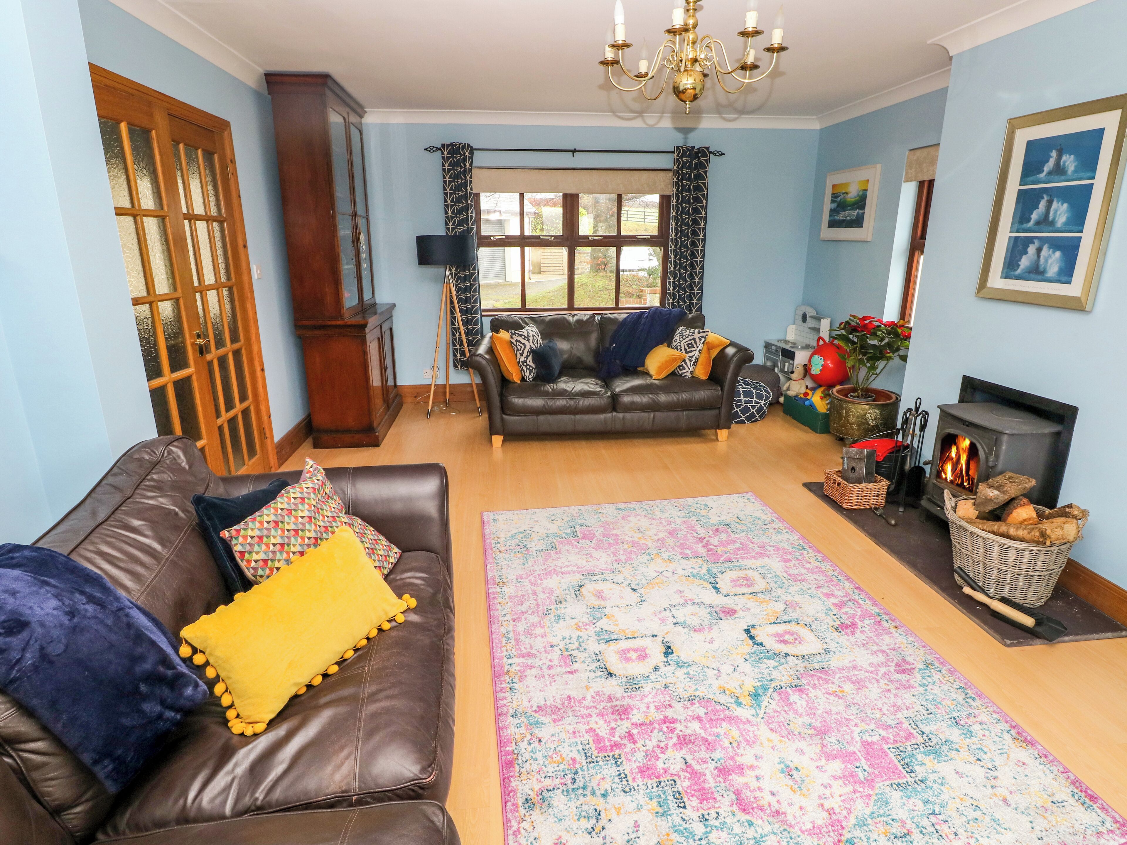 Bryn Tawel, Pet Friendly, Country Holiday Cottage In Eglwyswrw - Saint Dogmaels