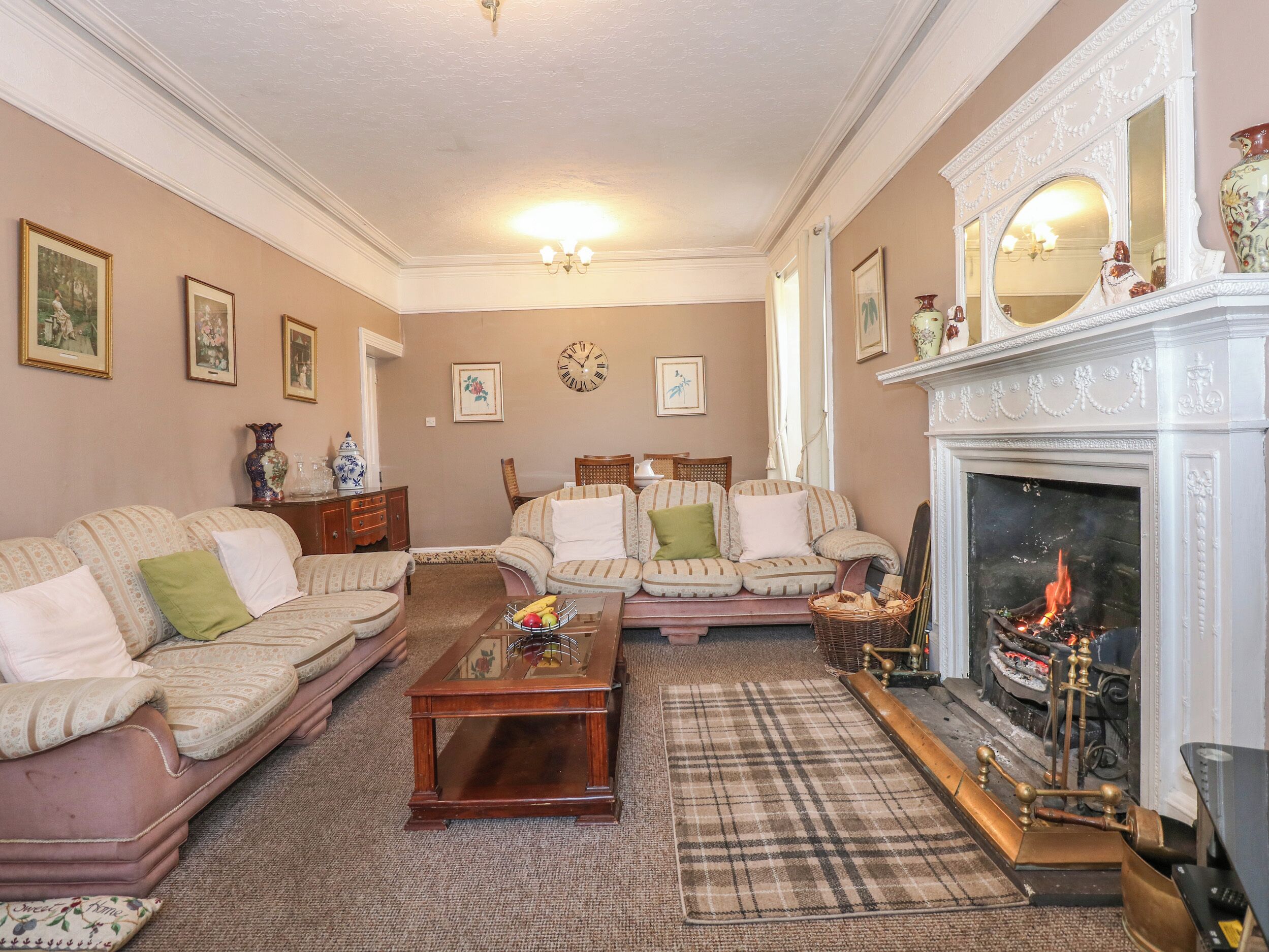 Plas Dorothea, Pet Friendly, Character Holiday Cottage In Penygroes - Anglesey