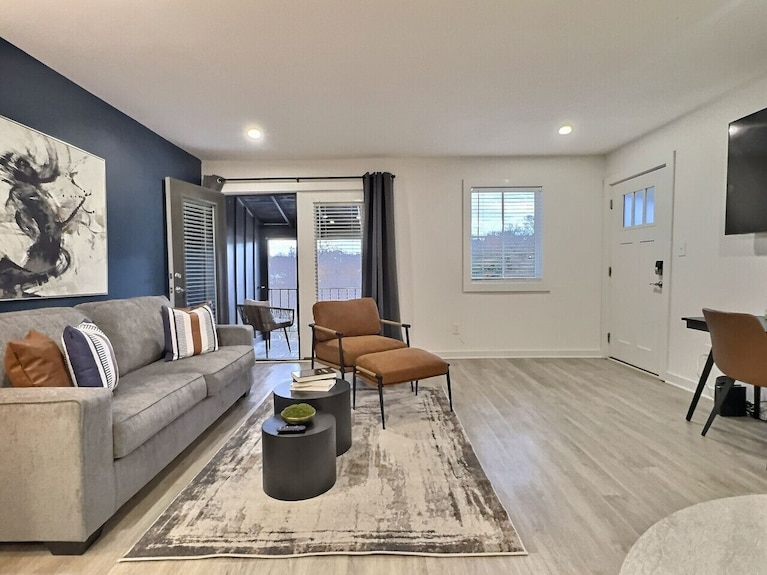 Downtown Retreat W/ Private Balcony & Free Parking - UAB, Birmingham