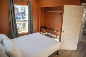Apartamento | 1 quarto, cortinas/cortinados opacos, ferro/tábua de engomar 