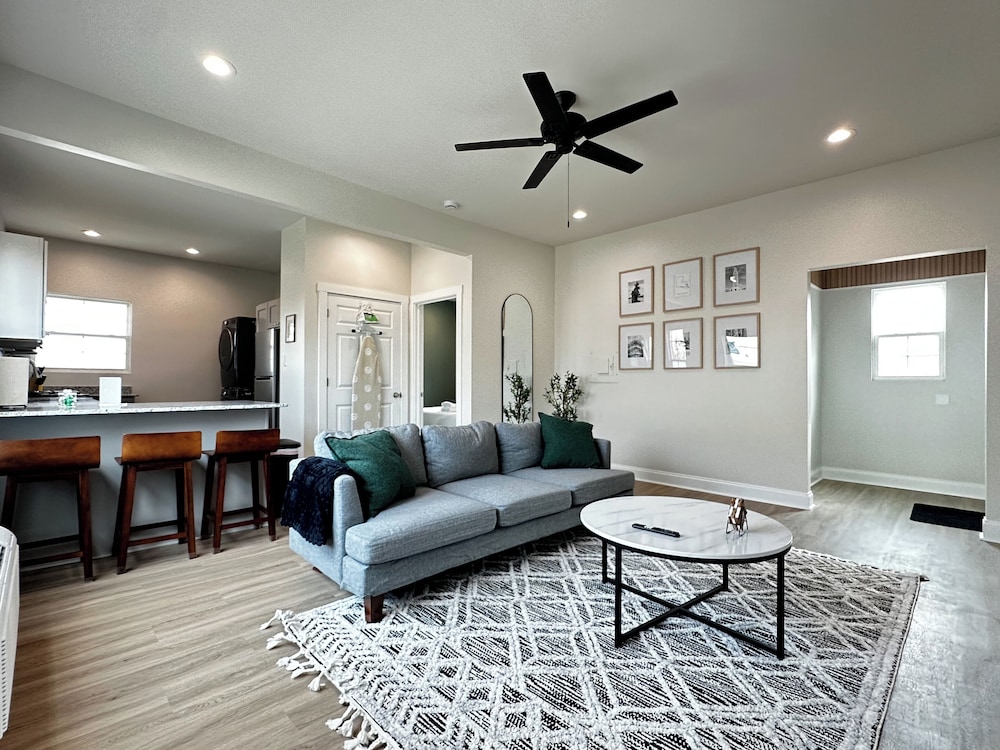 Stayae - Flamingo House - Baton Rouge, LA