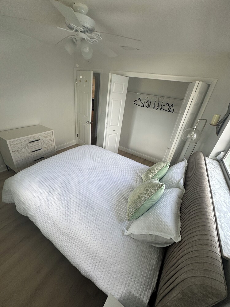 Boynton blue ocean 3-bedroom 2-bath with sep office 7 min to the Beach ...