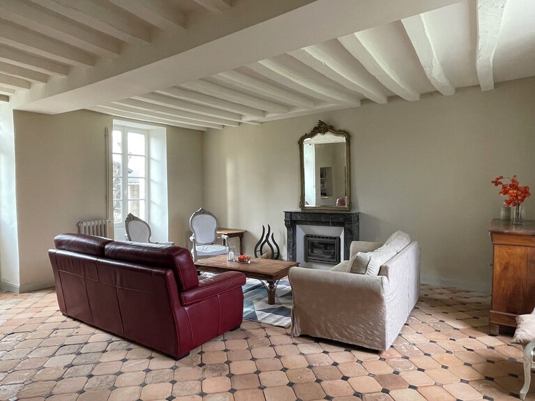 Au Cœur Des Vignobles Danjou Entre Angers Et Saumur, Véritable éCrin De Verdure - Maine-et-Loire