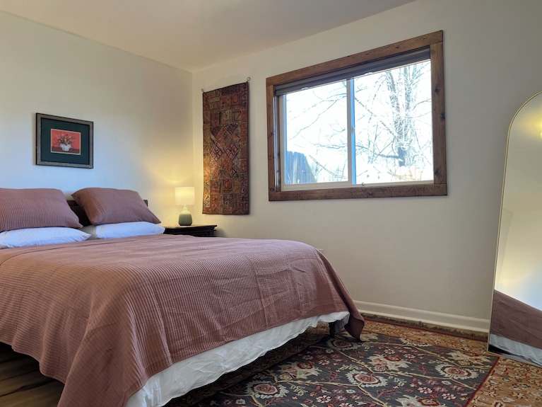 Convenient 2 Bedroom In Duplex Short Walk To Ranchos Plaza, 35 Min To Ski Valley - Taos, NM