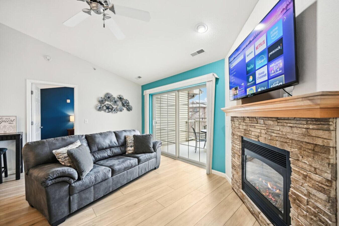 Vacation Awaits At Delton Grand - Wisconsin Dells, WI