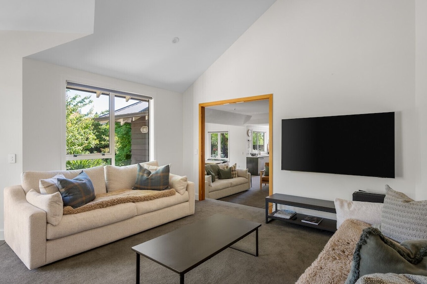 Short Stroll To Lake Wanaka And The Town Centre - Wanaka