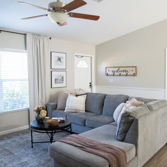 Peaceful Palm A Charming 3-bedroom House Near Babcock Ranch, In Fort Myers - Lehigh Acres