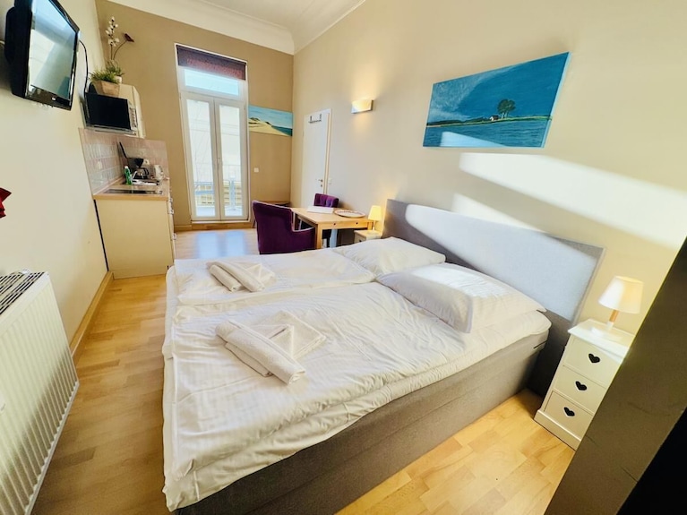 Windfluechter At The Kurpark - Rostock