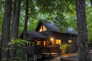 Cabana luxo, 3 quartos | Wi-Fi de cortesia, roupa de cama