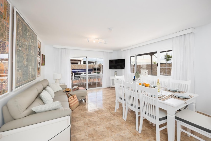 Villa Eugina - Trois Chambres Villa, Couchages 6 - Lanzarote