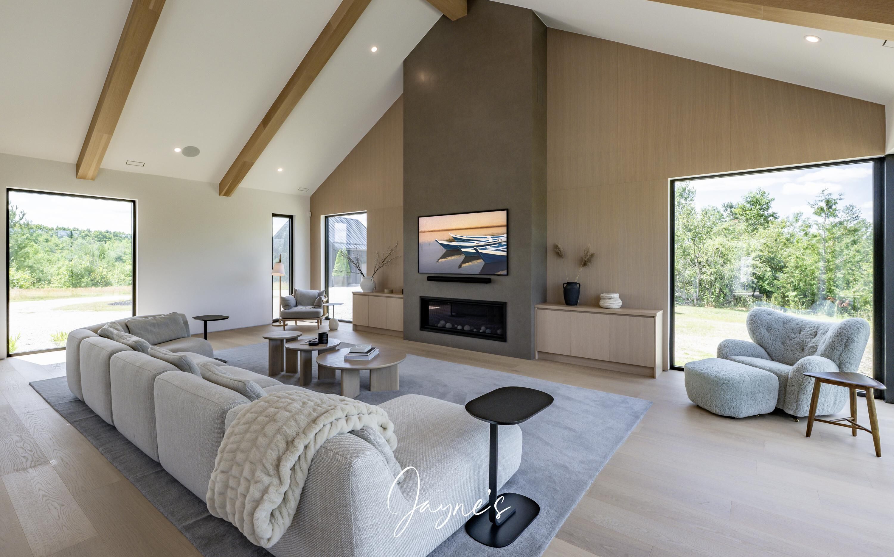 Stunning New 5 Bed 5 Bath Country Home! - Shelburne